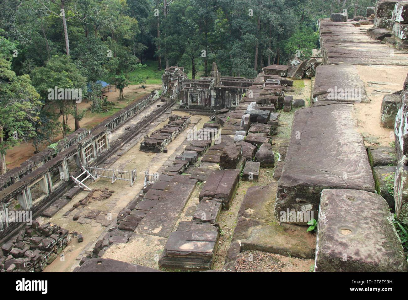 Ta Keo, Khmer temple, ancient Angkor area, Cambodia. Reign of ...