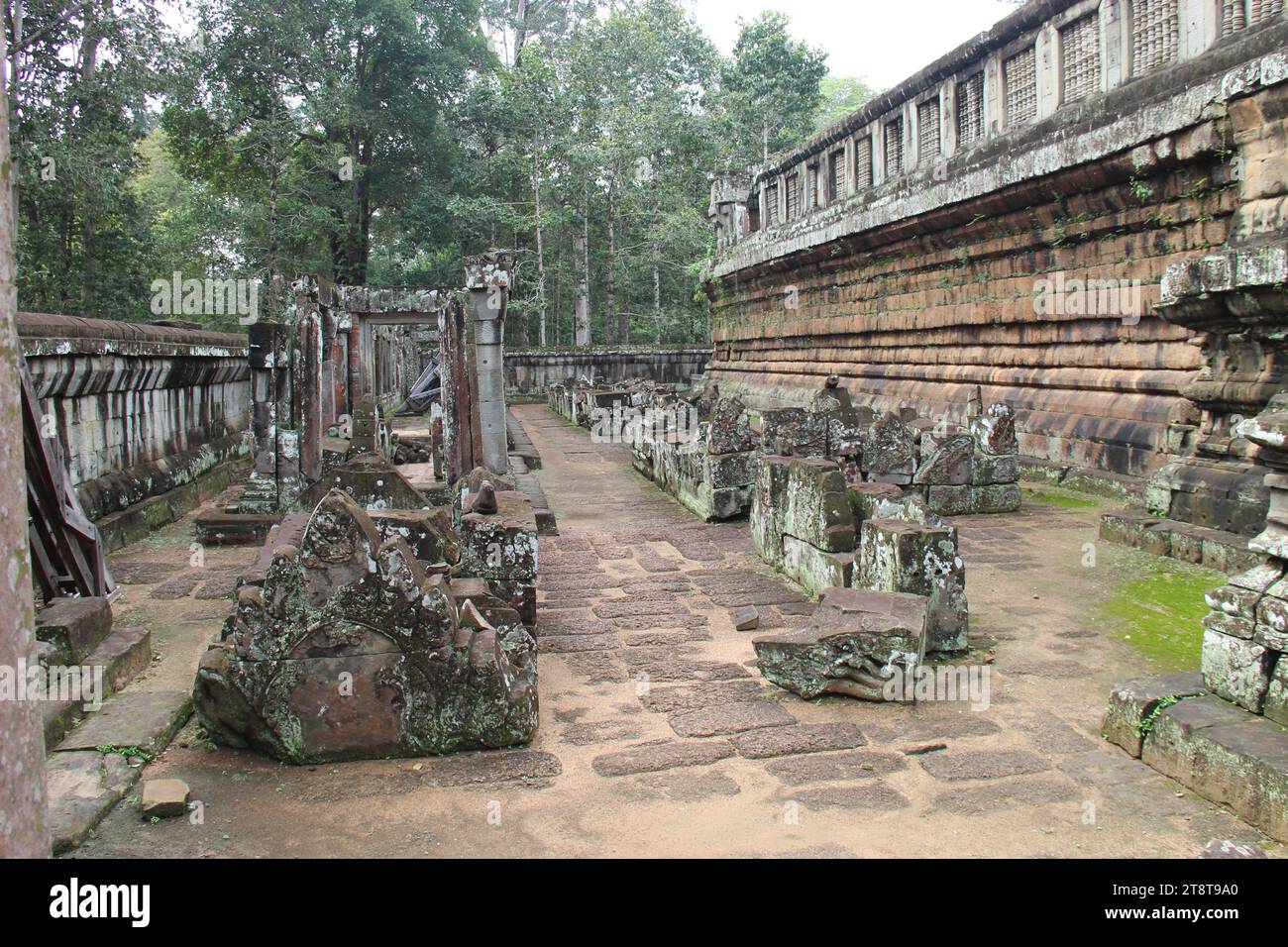 Ta Keo, Khmer temple, ancient Angkor area, Cambodia. Reign of ...