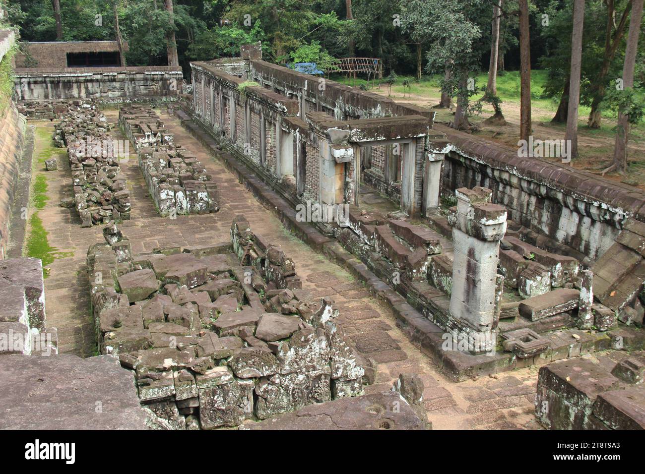 Ta Keo, Khmer temple, ancient Angkor area, Cambodia. Reign of ...