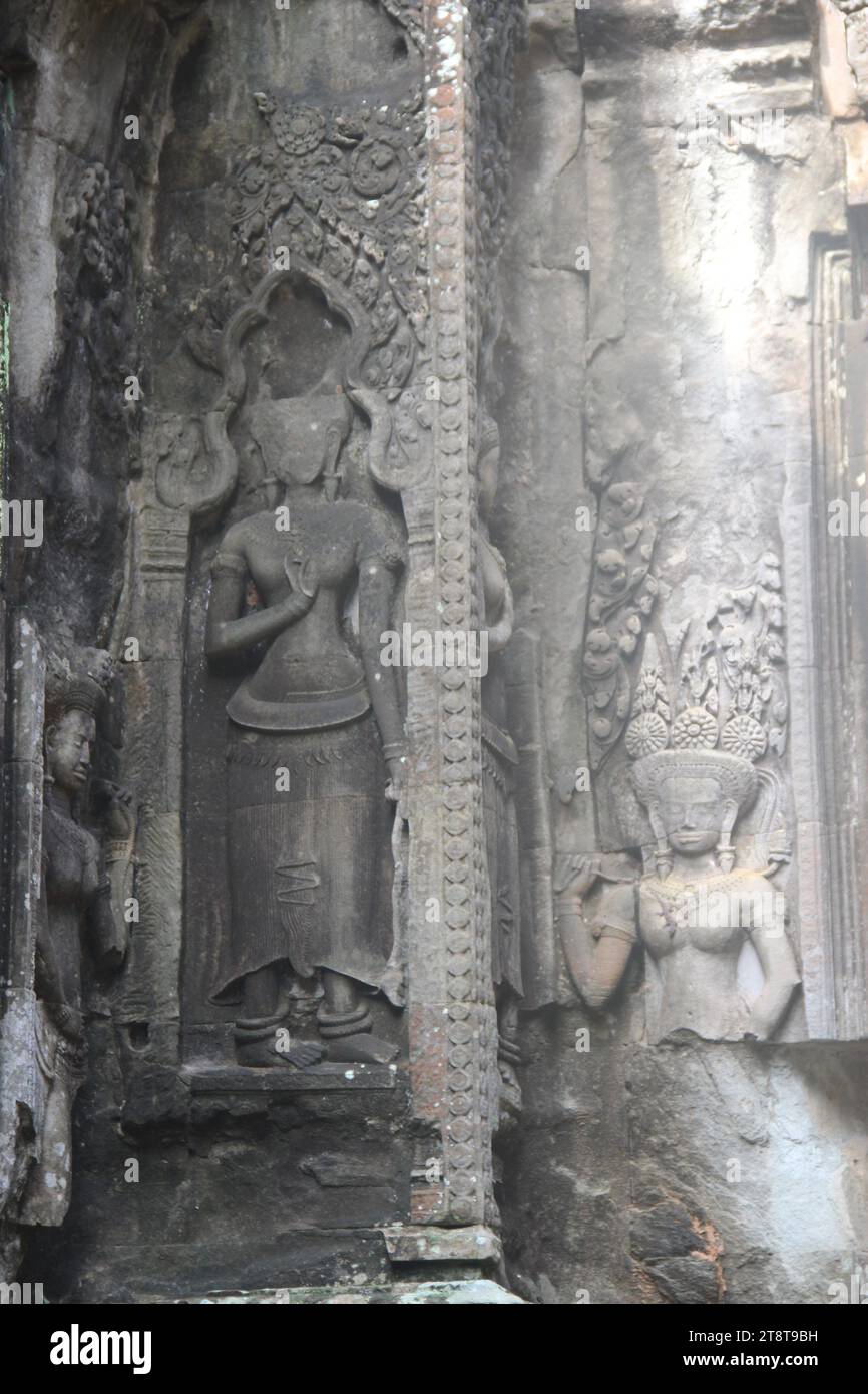 Thommanon, Khmer temple, ancient Angkor area, Cambodia. Reign of ...