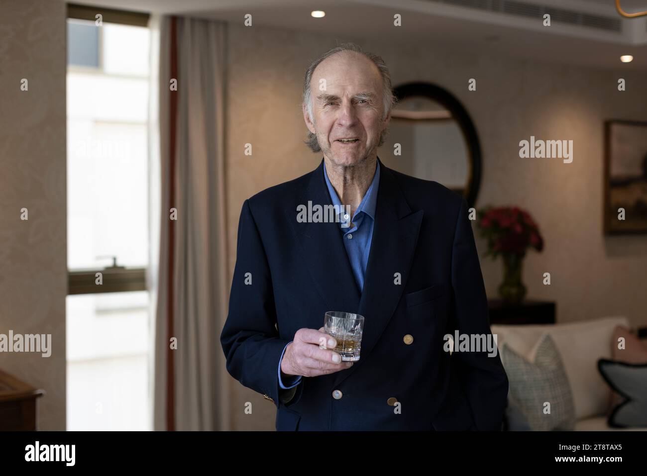 Sir ranulph fiennes explorer hi-res stock photography and images - Alamy