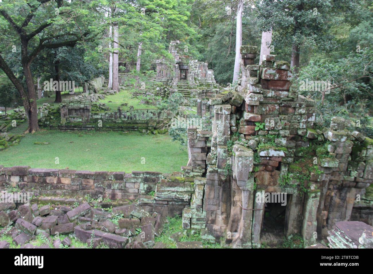 Preah Pithu, Temple 482 U, Angkor Thom, Ancient Khmer city near Angkor ...