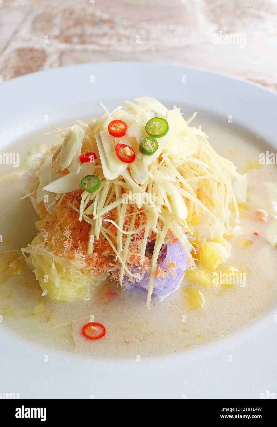 Delectable Khanom Jeen Sao Nam, a Thai Dish of Rice Vermicelli with ...