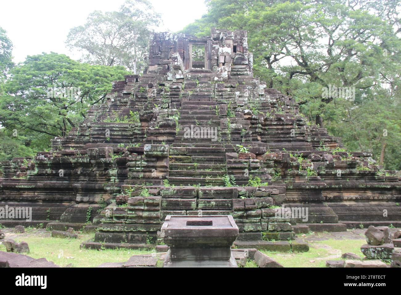 Preah Pithu, Temple 481 T, Angkor Thom, Ancient Khmer city near Angkor ...