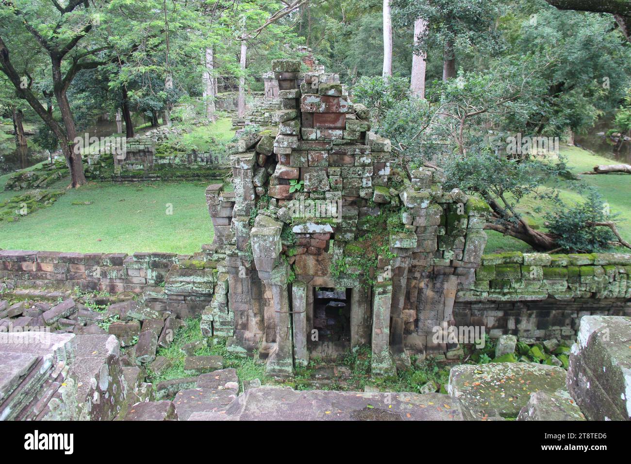 Preah Pithu, Temple 482 U, Angkor Thom, Ancient Khmer city near Angkor ...