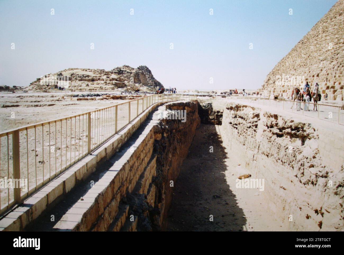 Solar boat burial site hi-res stock photography and images - Alamy