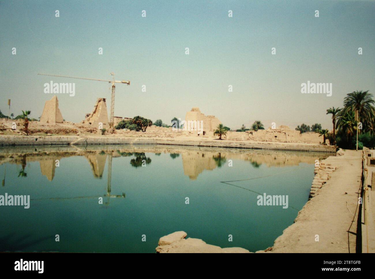 Karnak, Egypt: Sacred Lake & New Excavations Stock Photo - Alamy