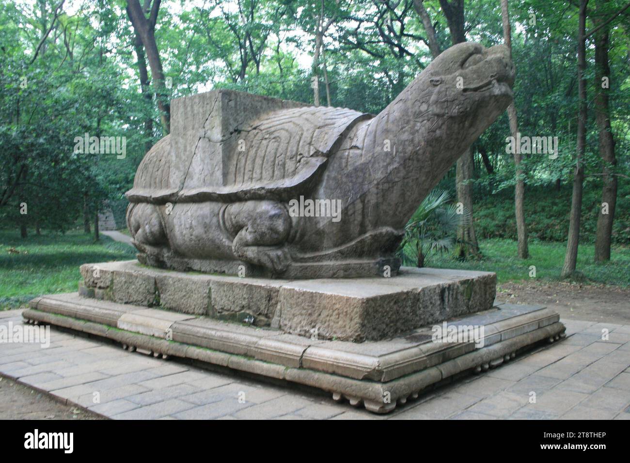 Zijin Shan, Nanjing, China, Linggu Temple Stone Tortoise, Burial site ...