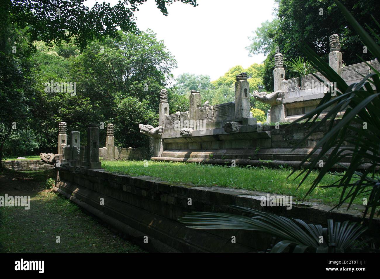 Ming Xiaoling (Emperor Hongwu Tomb), Burial site of Ming Hongwu (Zhu ...