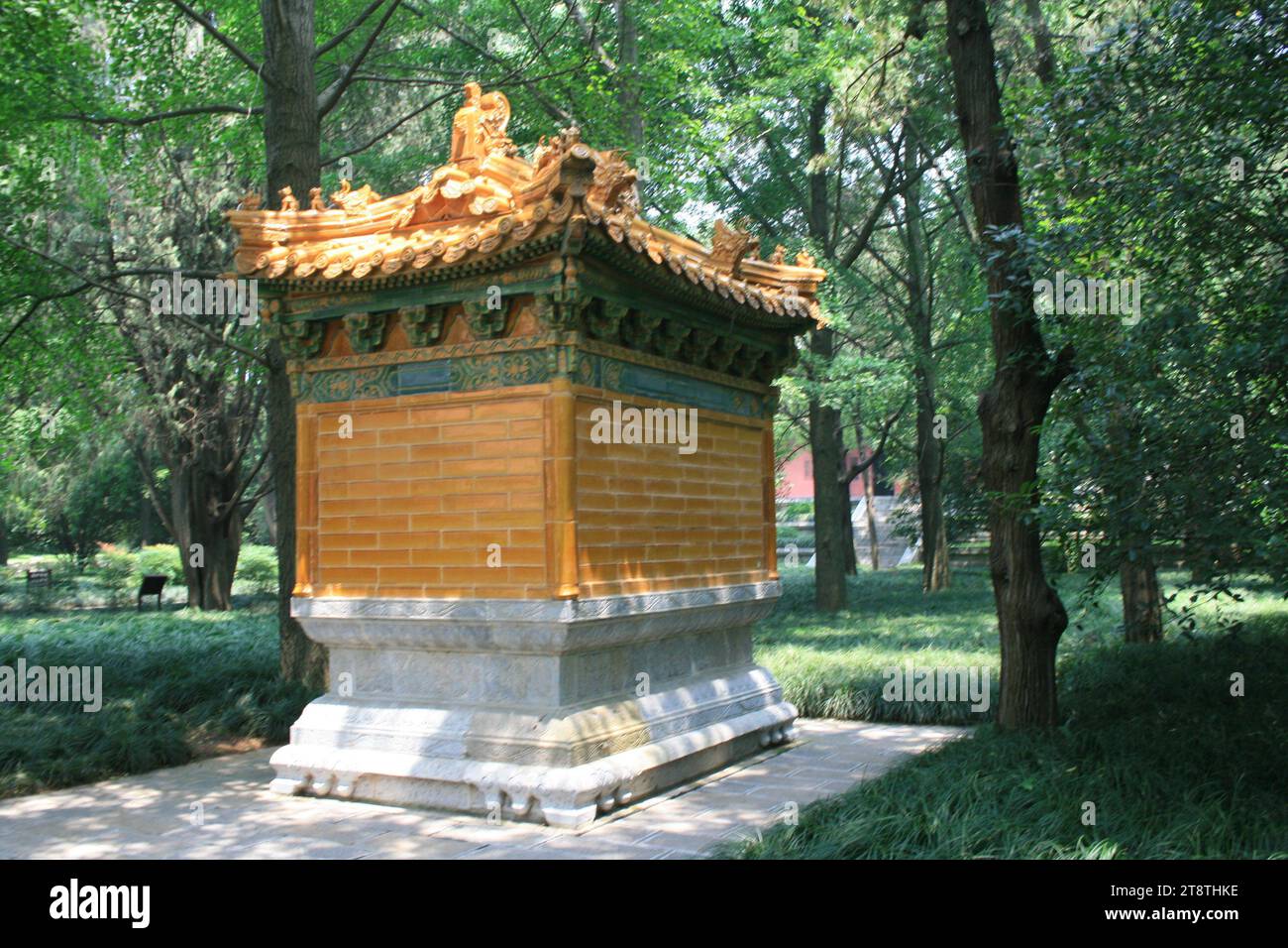 Ming Xiaoling (Emperor Hongwu Tomb), Burial site of Ming Hongwu (Zhu ...