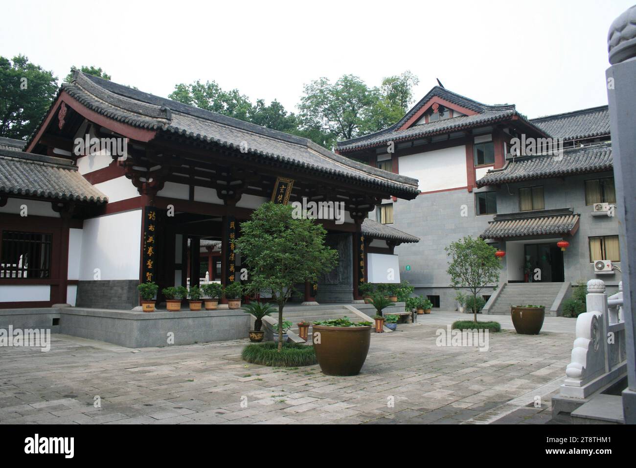 Zijin Shan, Nanjing, China, Linggu Temple, Burial site of Ming Hongwu ...
