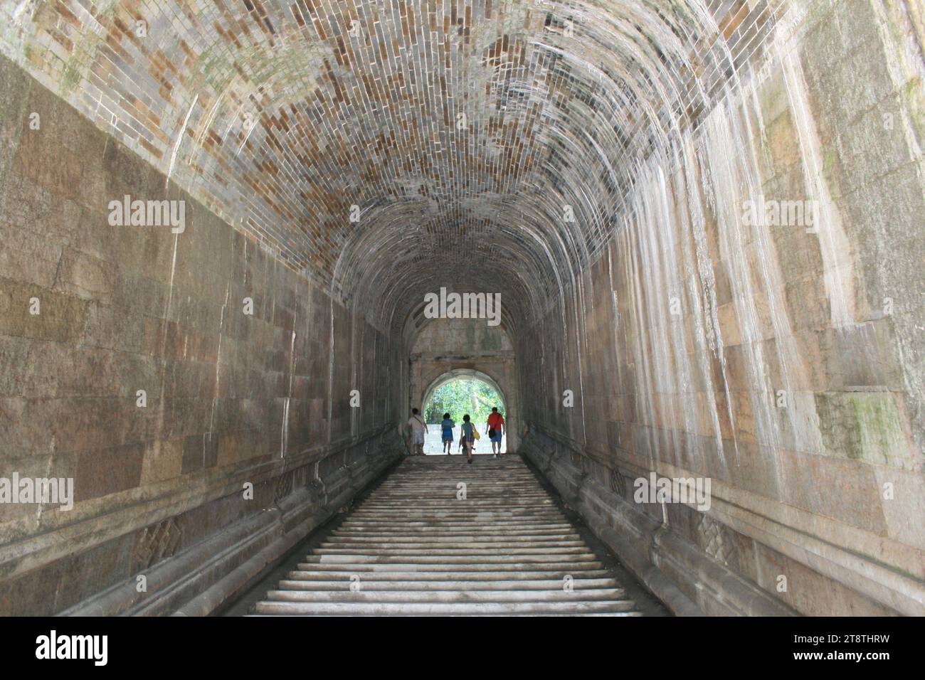 Ming Xiaoling (Emperor Hongwu Tomb), Burial site of Ming Hongwu (Zhu ...