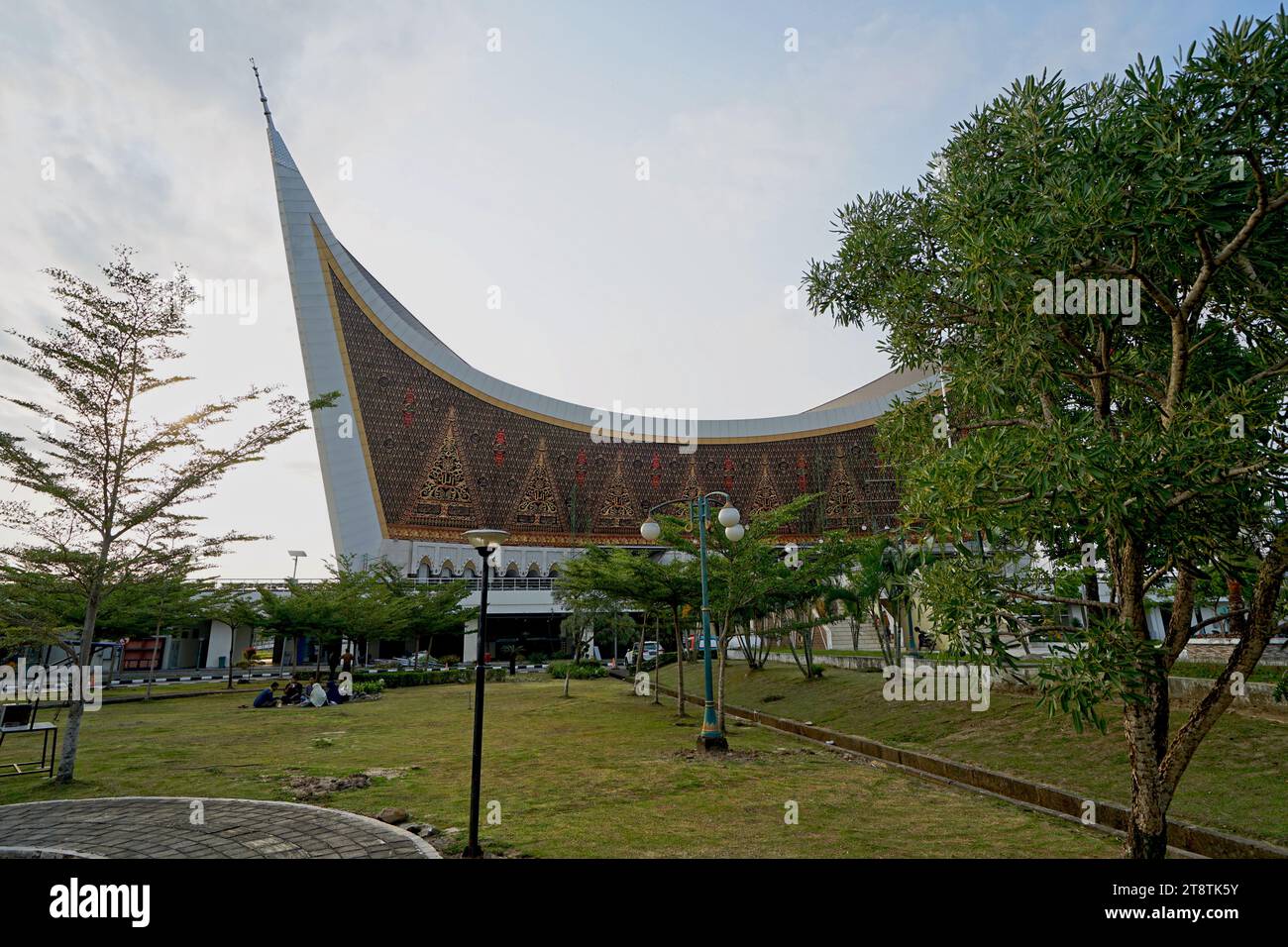 Masjid raya sumatera barat hi-res stock photography and images - Alamy