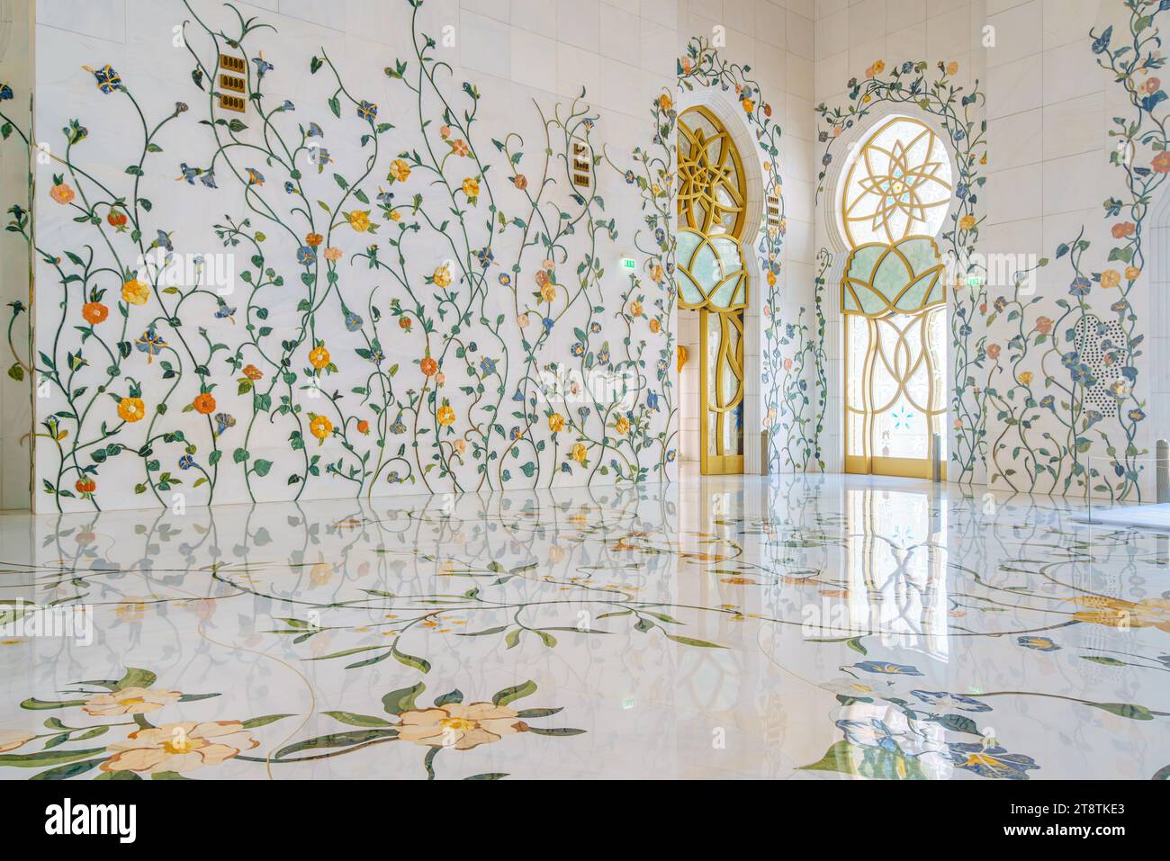 prayer hall interiors Sheikh Zayed Grand Mosque in Abu Dhabi, the ...