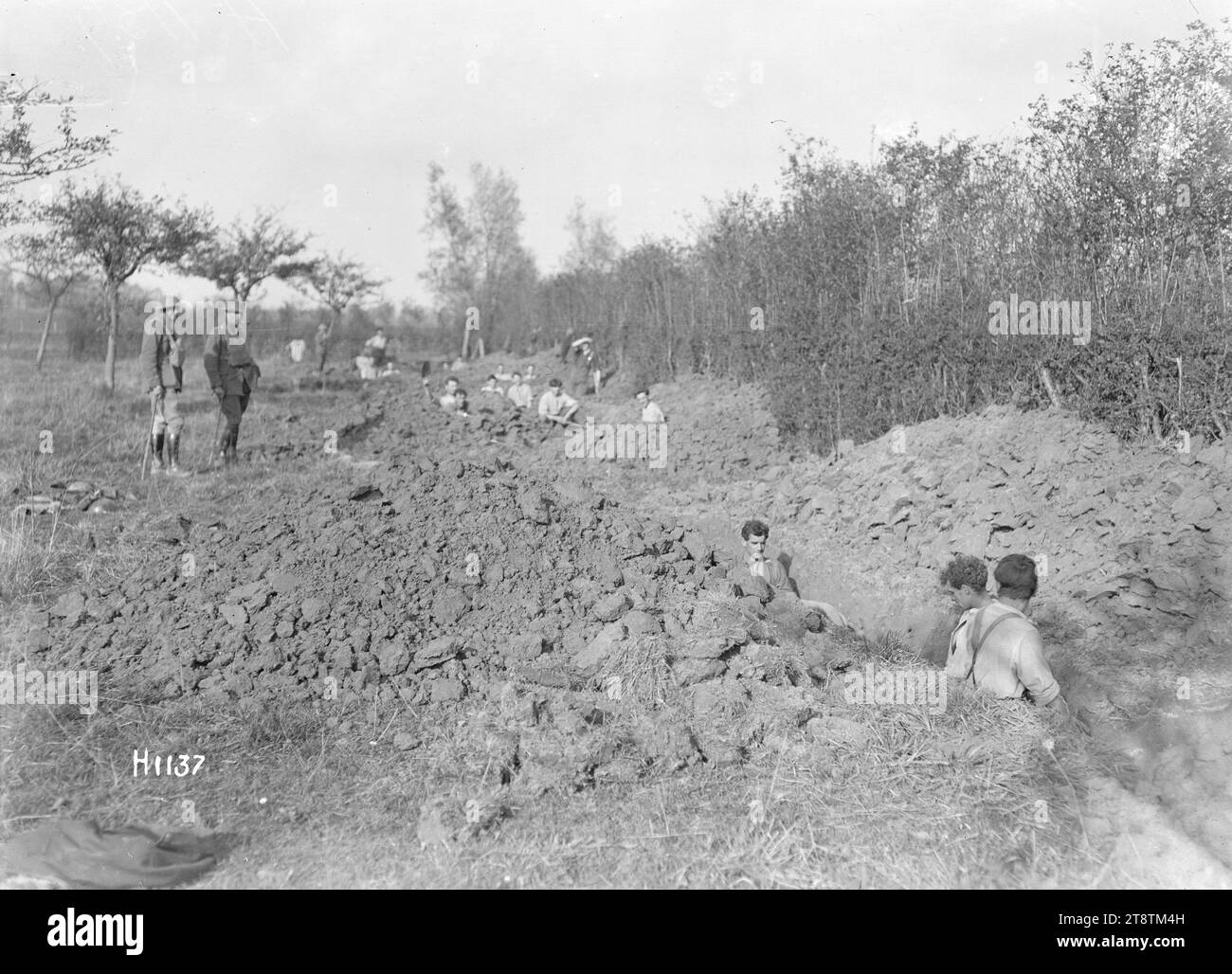 Circa 29 october 1918 hi-res stock photography and images - Alamy