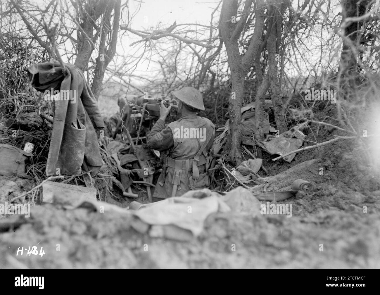 Captured enemy machine gun hi-res stock photography and images - Alamy