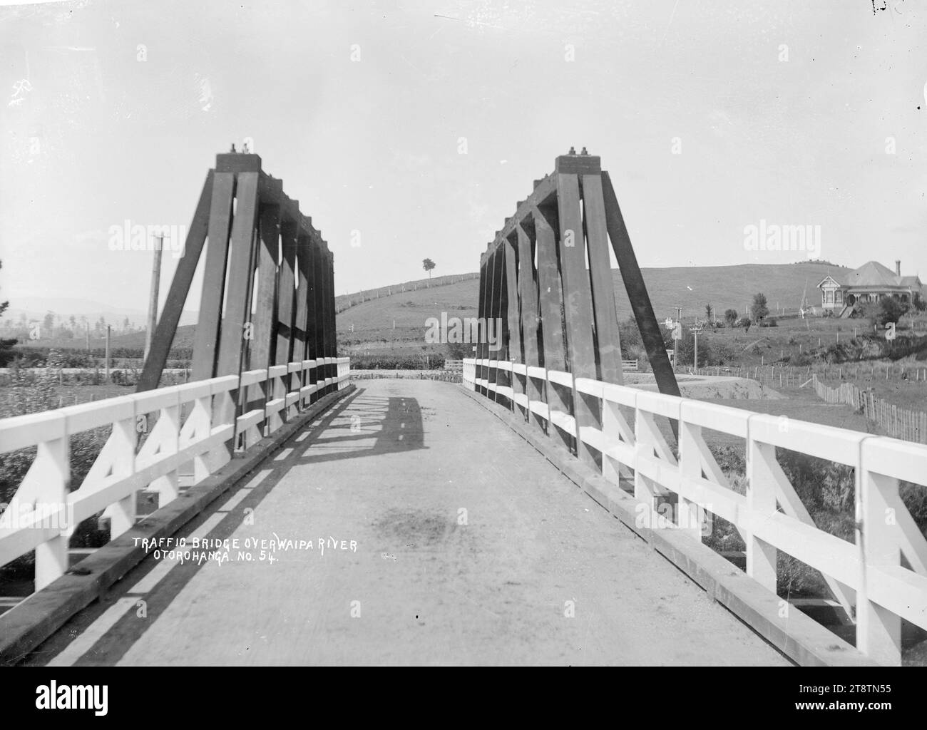 Traffic bridge over the Waipa River at Otorohanga, Road bridge over the ...