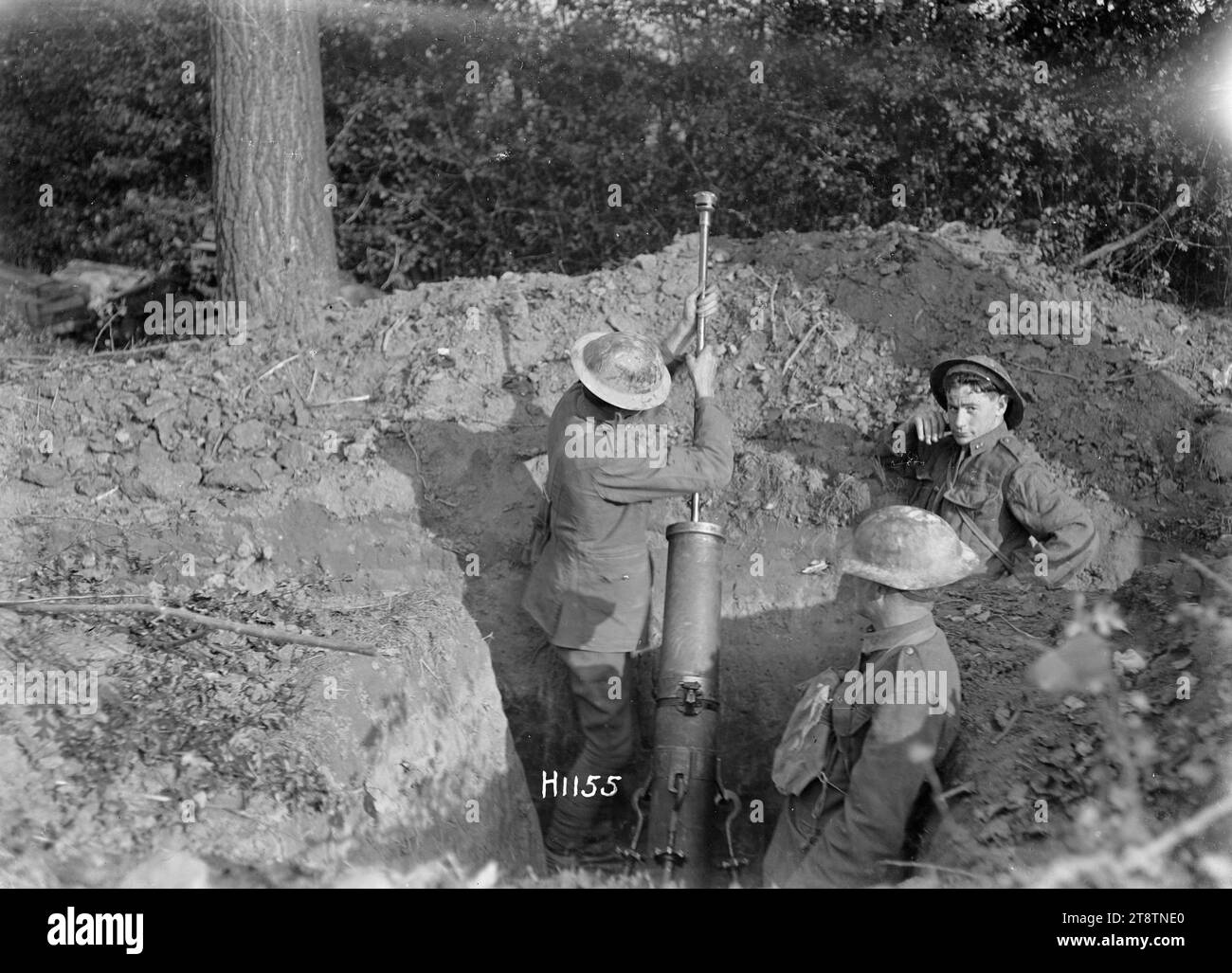 6 trench mortar hi-res stock photography and images - Alamy