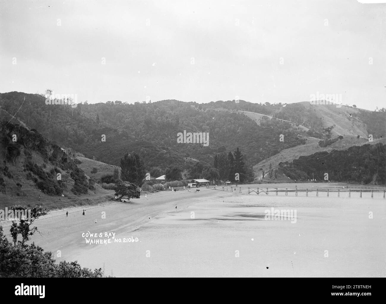 Cowes bay looking north hi-res stock photography and images - Alamy