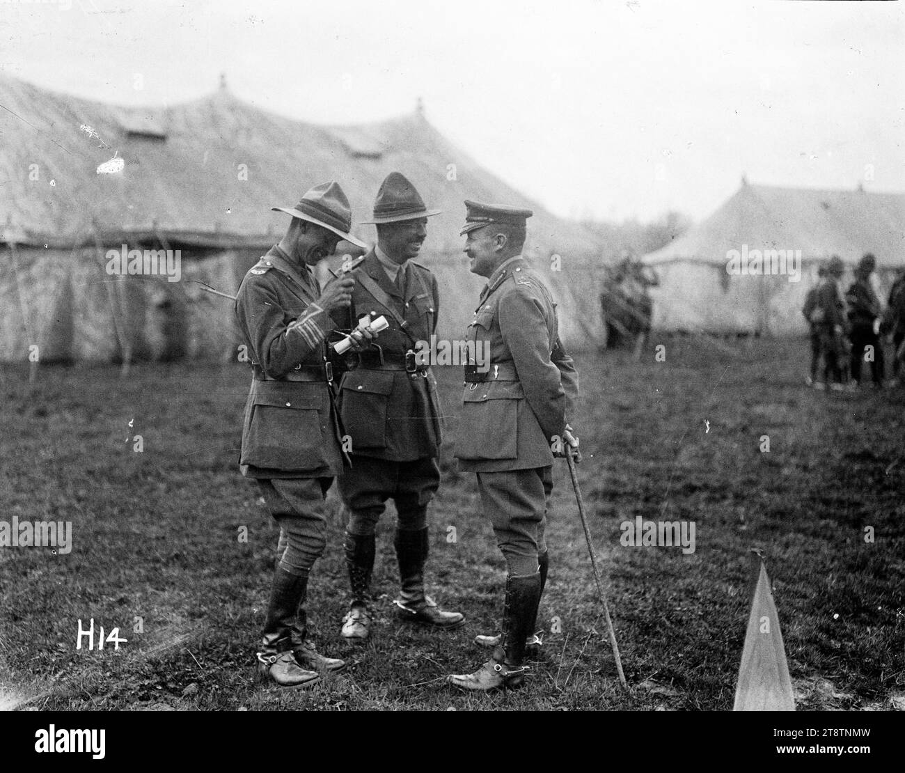 General Russell with some officers at the New Zealand Division horse ...