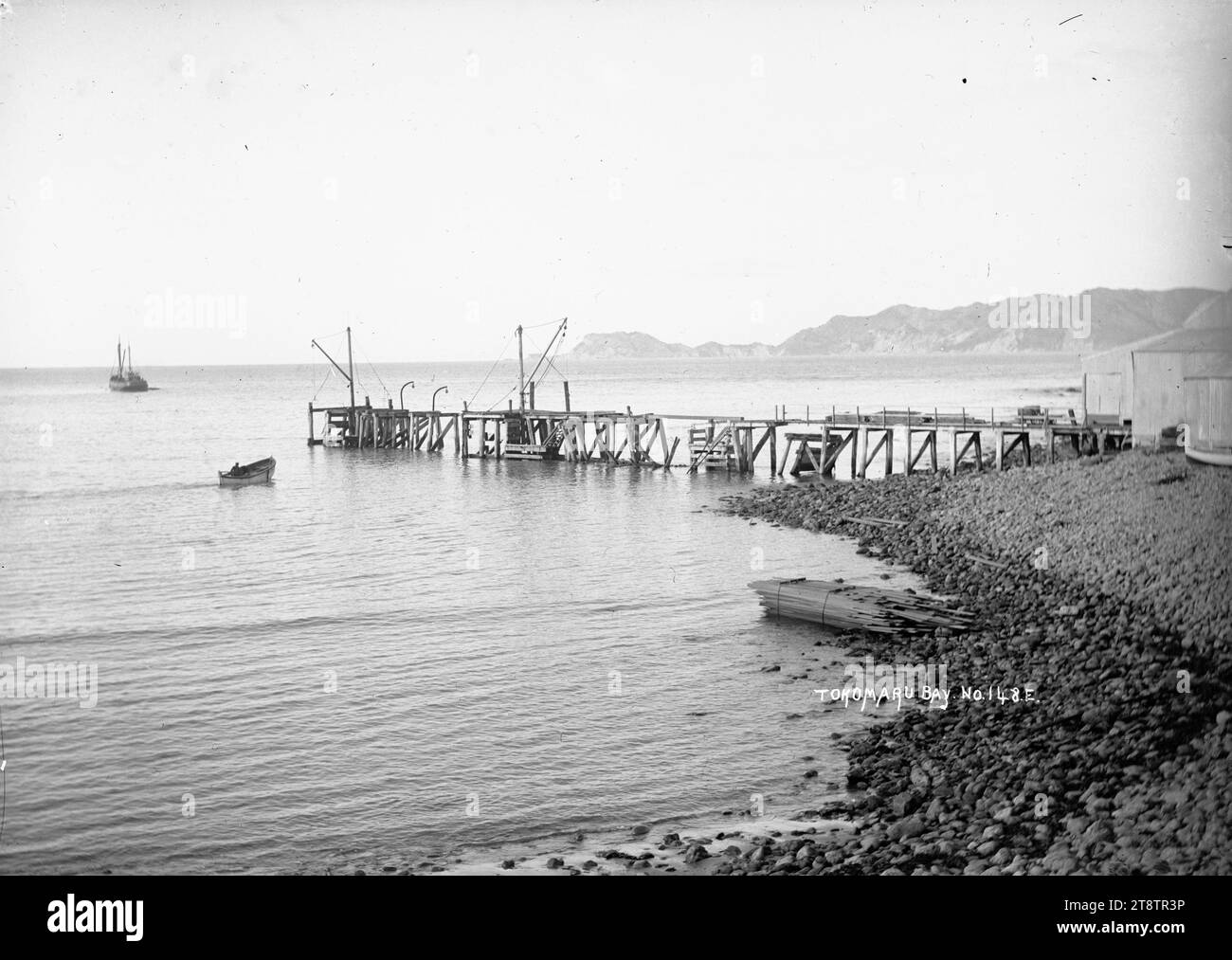 Jetty at Te Ariuru at the northern end of Tokomaru Bay, View of the ...
