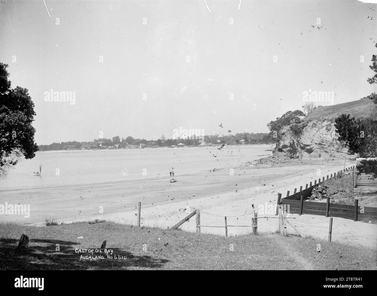 Castor bay hi-res stock photography and images - Alamy