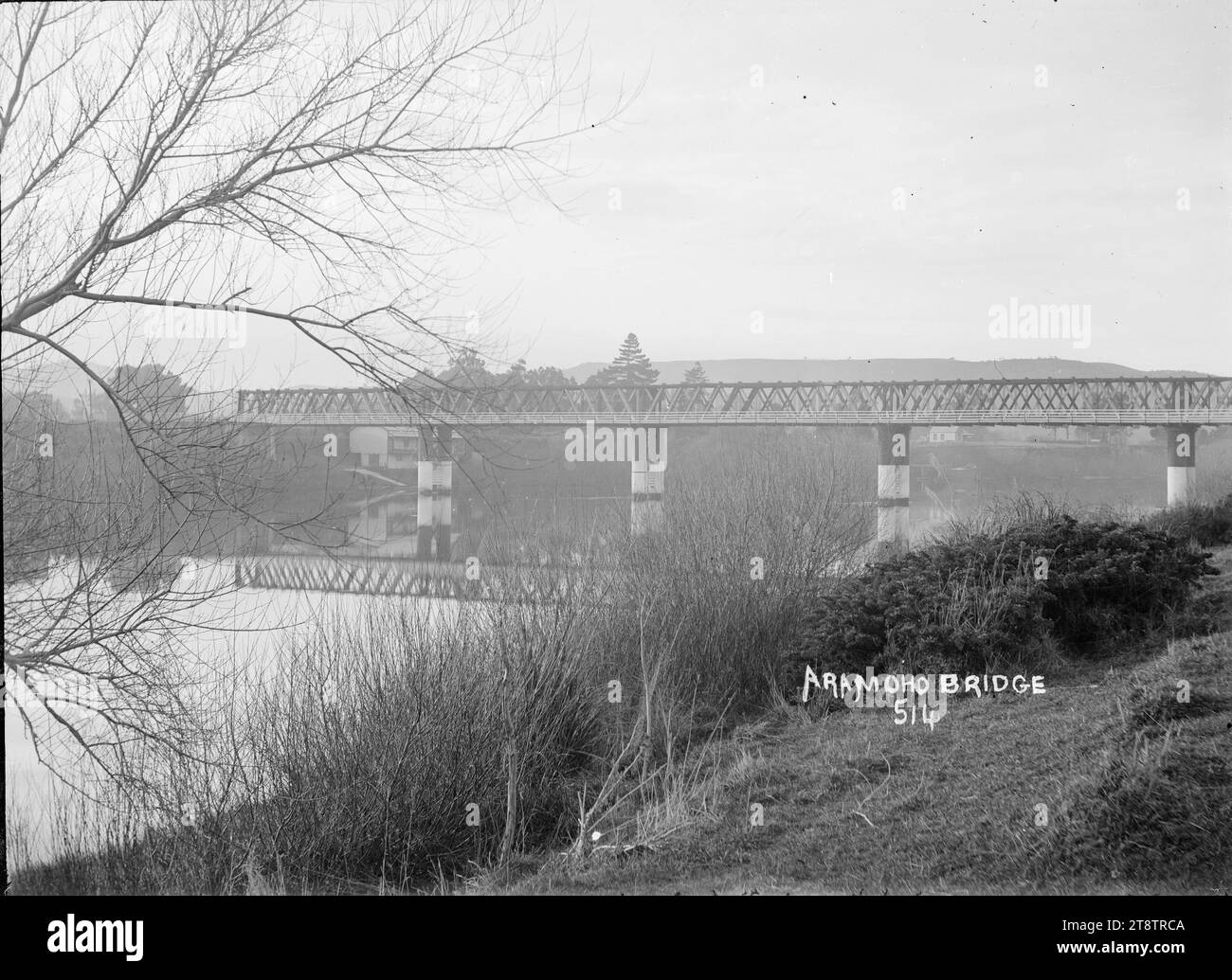 Railway bridge over the Whanganui River at Aramoho, Railway bridge over ...