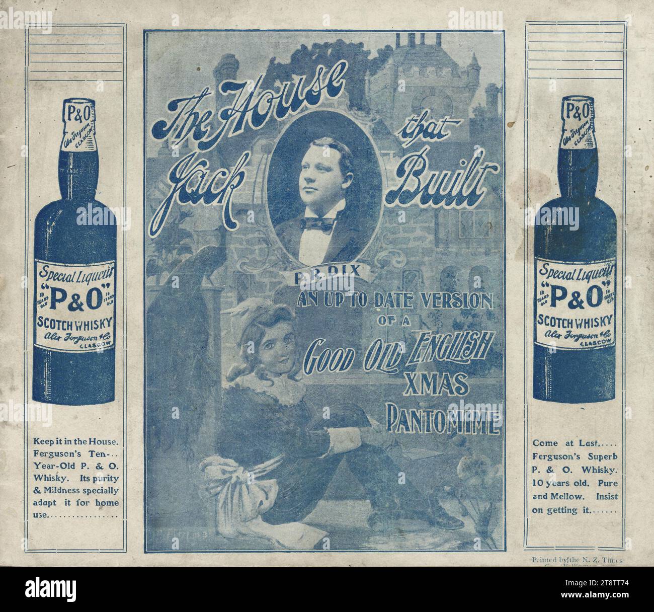 Pantomime boys leggings hi-res stock photography and images - Alamy