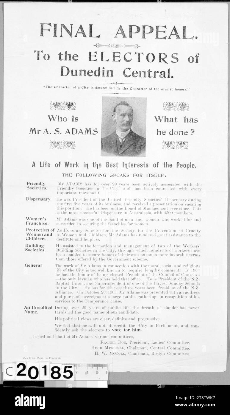 Dunedin people Black and White Stock Photos & Images - Alamy