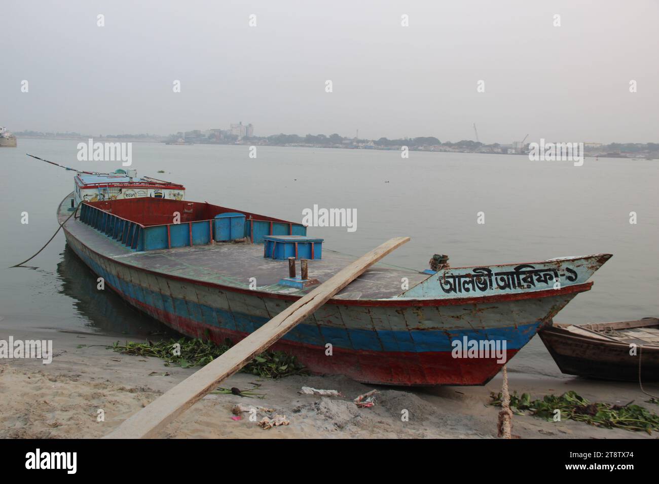 Meghna River, Dhaka, Dhaka, Bangladesh Stock Photo - Alamy