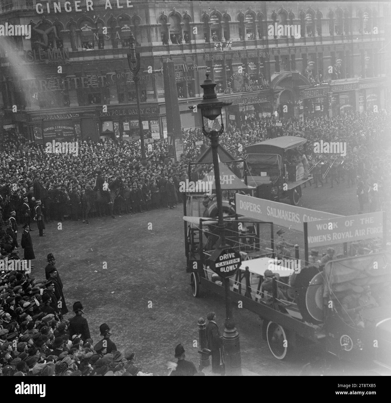 The WRAF on parade in London at the end of World War I, 1918 Stock ...