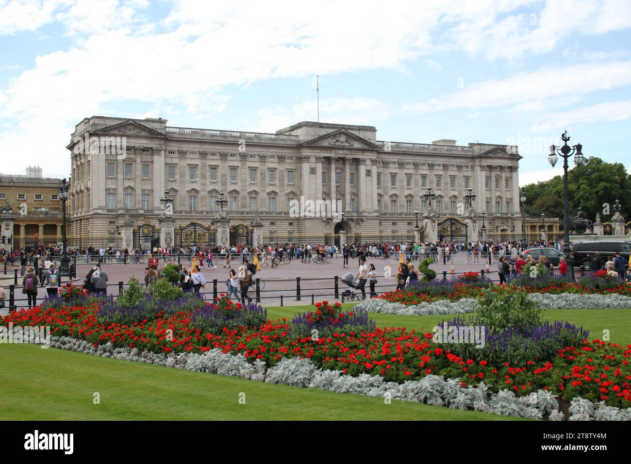 Buckingham Palace, London, England, UK Stock Photo - Alamy