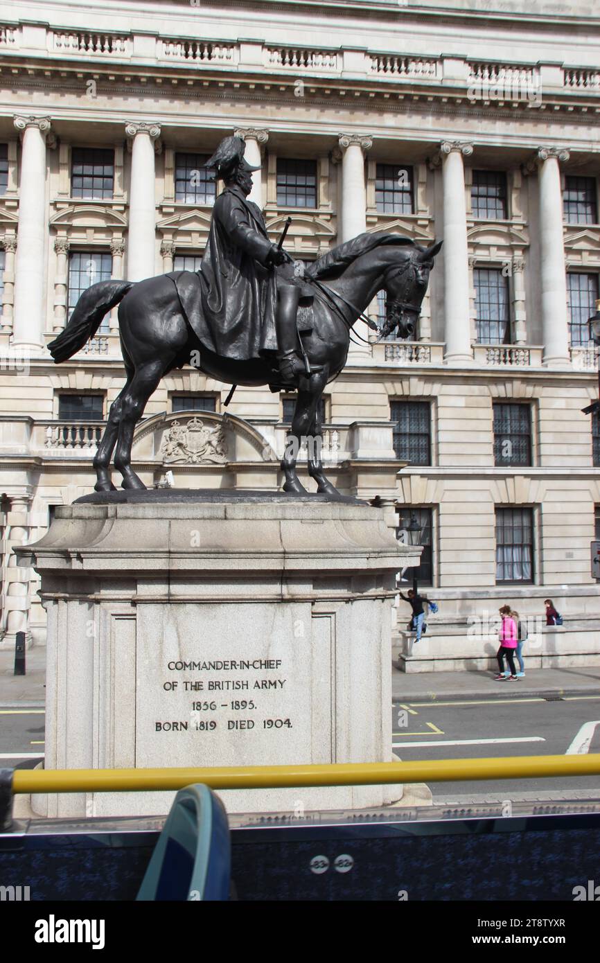 London: Prince George Duke of Cambridge Statue, London, England, UK ...