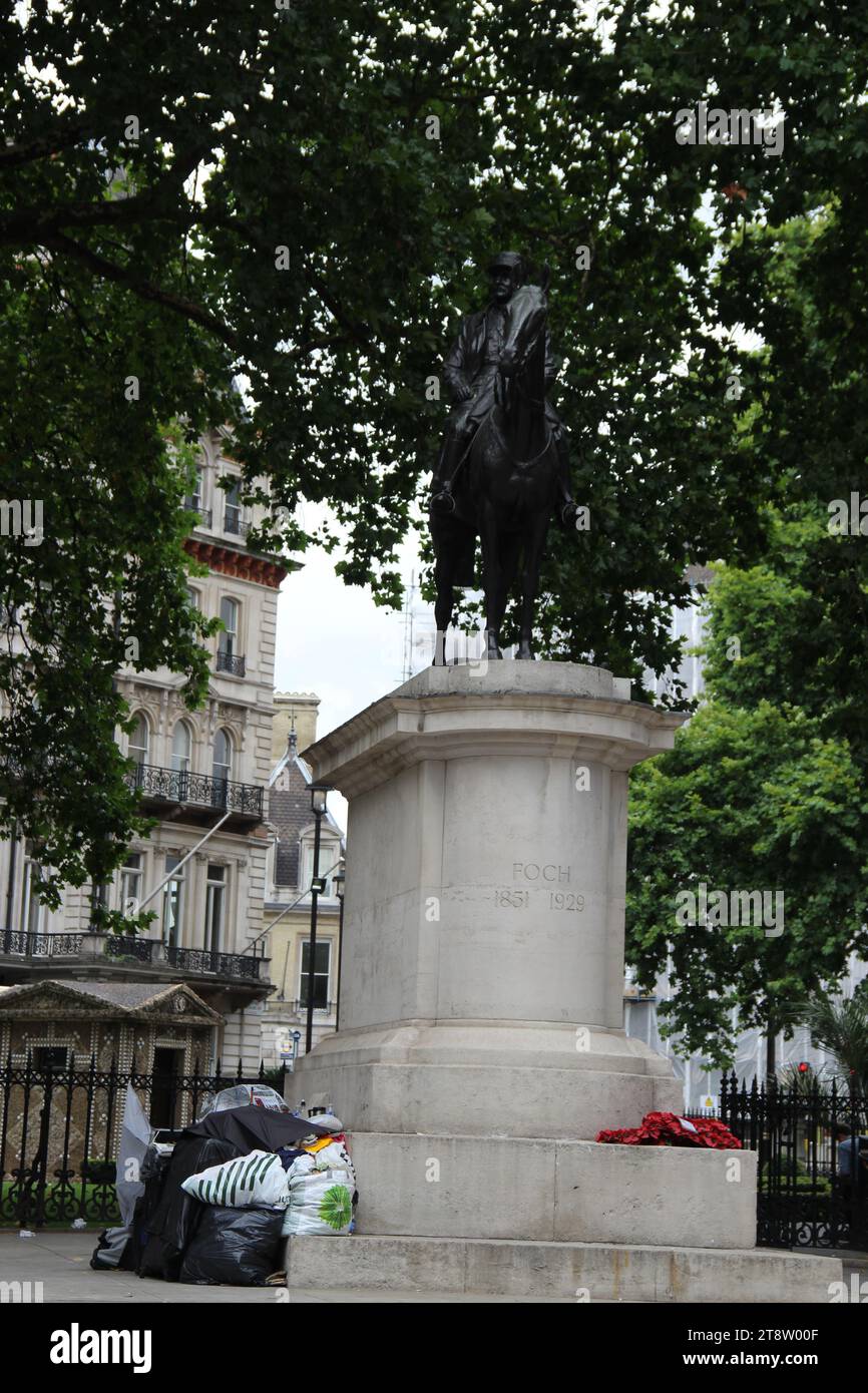 London Foch Statue Victoria Station, London, England, UK Stock Photo ...