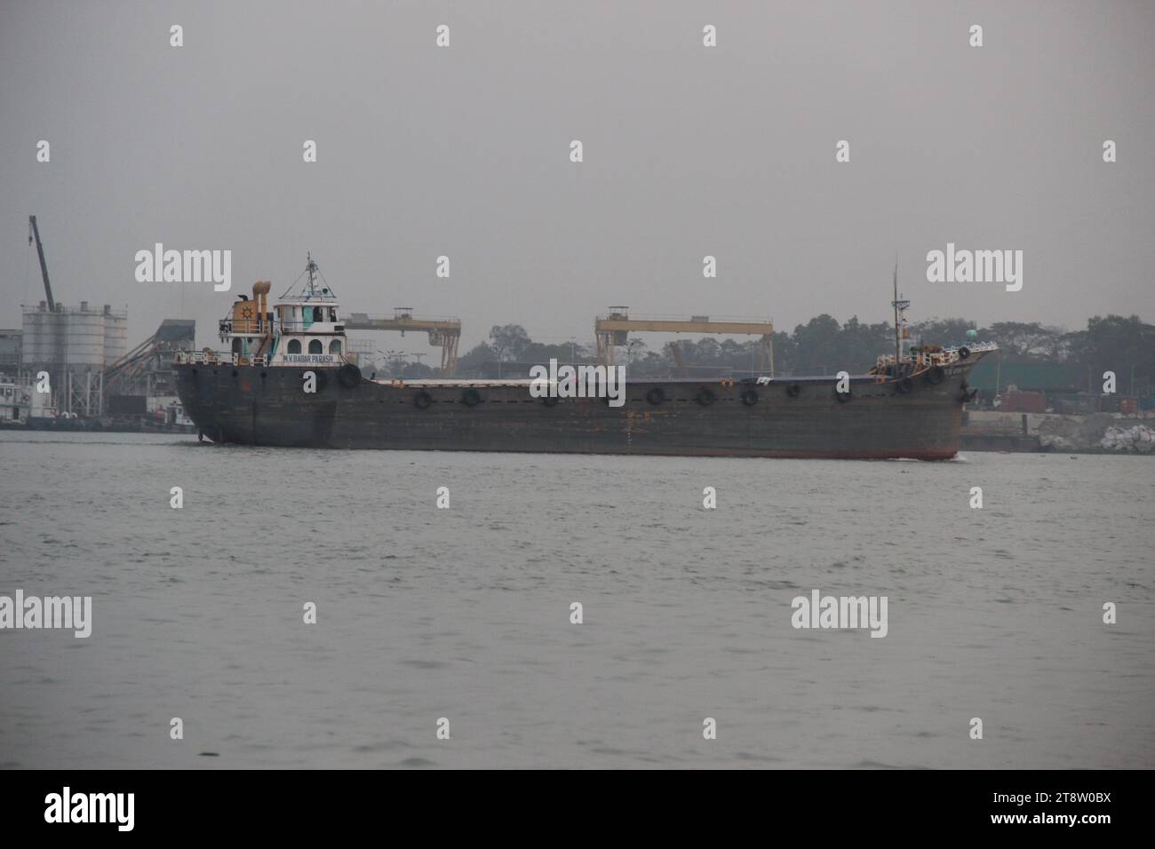 Meghna River, Dhaka, Bangladesh Stock Photo - Alamy