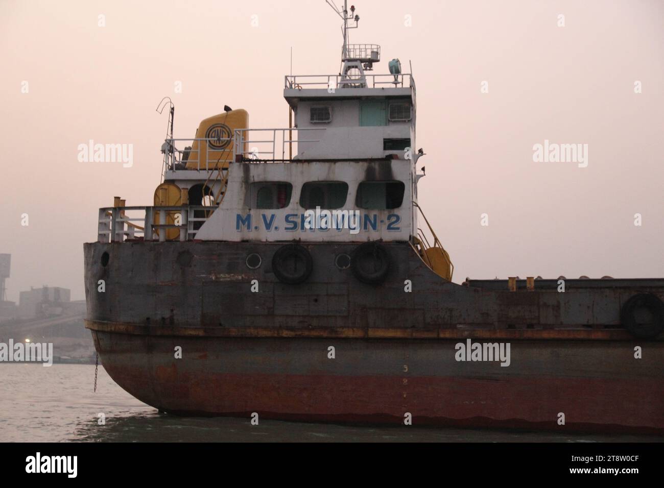 Meghna River, Dhaka, Bangladesh Stock Photo - Alamy