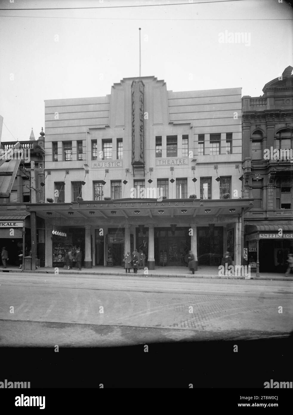 Majestic Theatre, Willis Street, Wellington, New Zealand, between 1920 ...