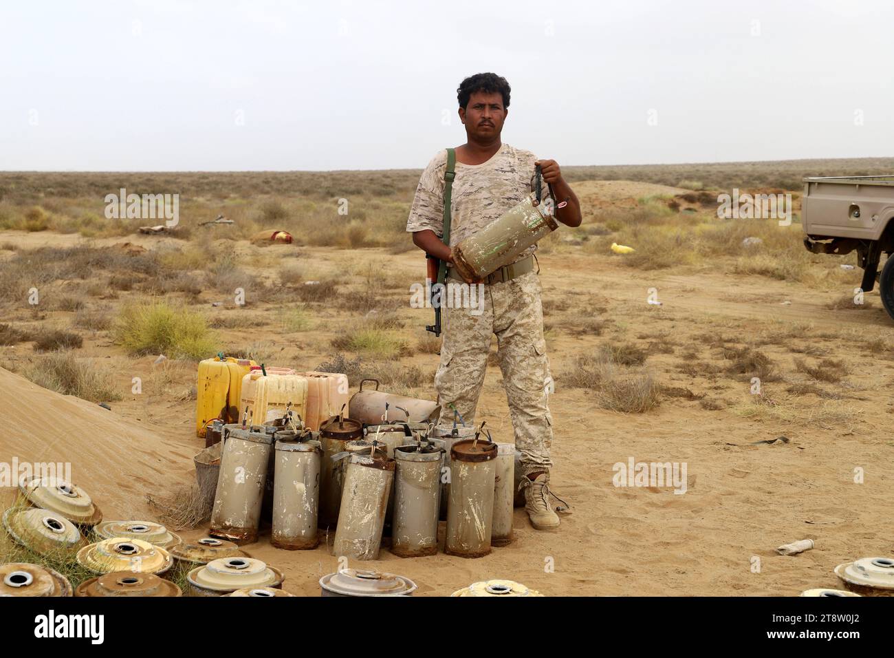 Limpet mine hi-res stock photography and images - Alamy