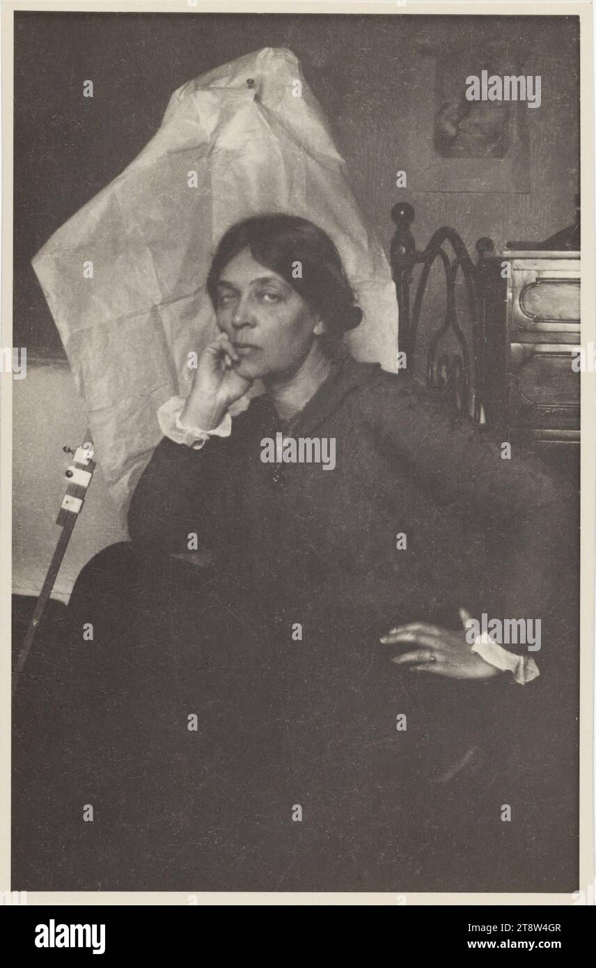 P. J. Bögelund, Ellen Thesleff in Florence, 1915, 140 × 92 mm ...