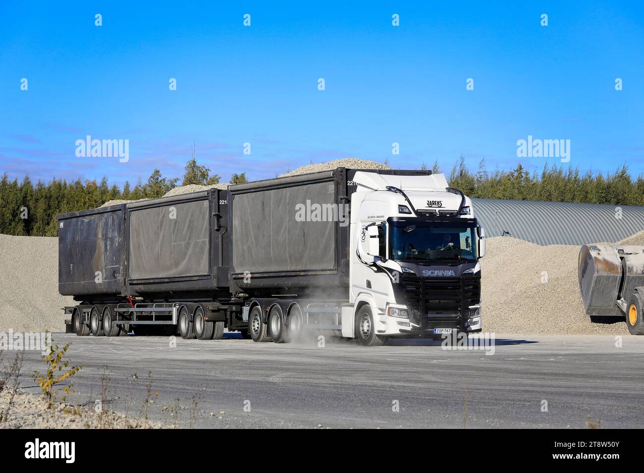 Scania 560R truck and trailer with a load of foam glass aggregate on ... Scania 560R truck and trailer with a load of foam glass aggregate on ...