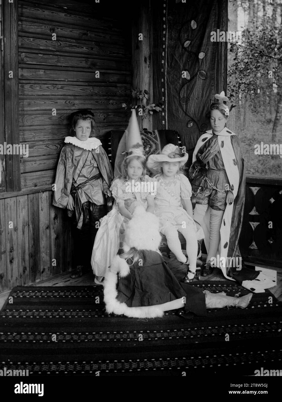 Gadds children hi-res stock photography and images - Alamy