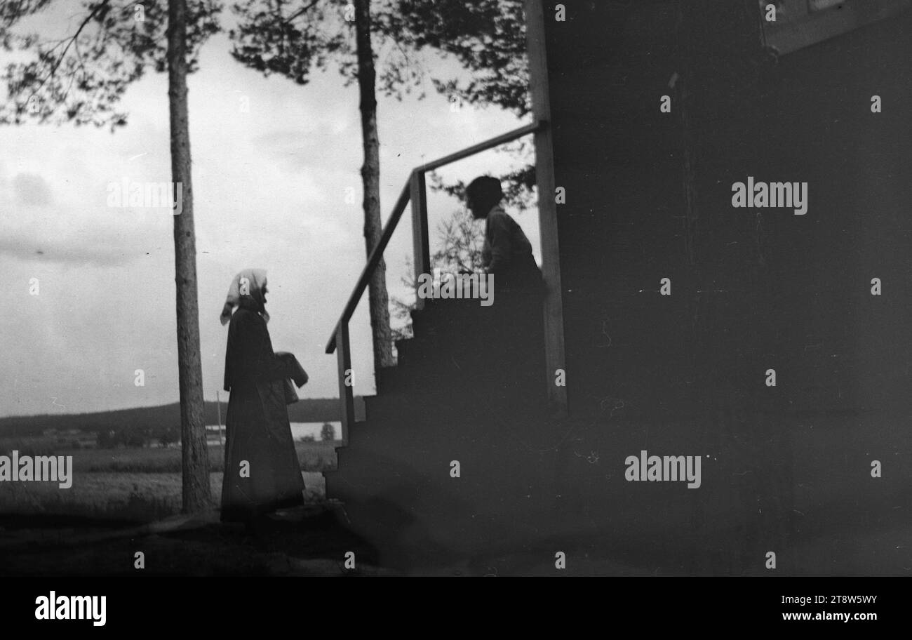 Sold linen fabric hi-res stock photography and images - Alamy