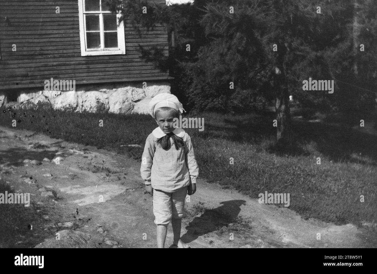 82 55 mm Black and White Stock Photos & Images - Alamy