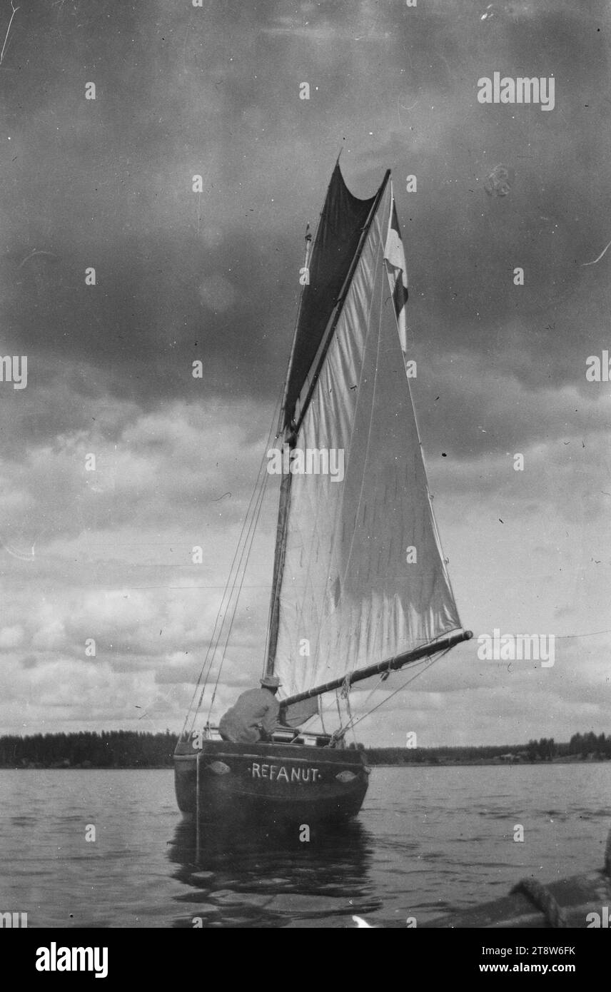 Hugo simbergs sailing boat refanut hi-res stock photography and images ...