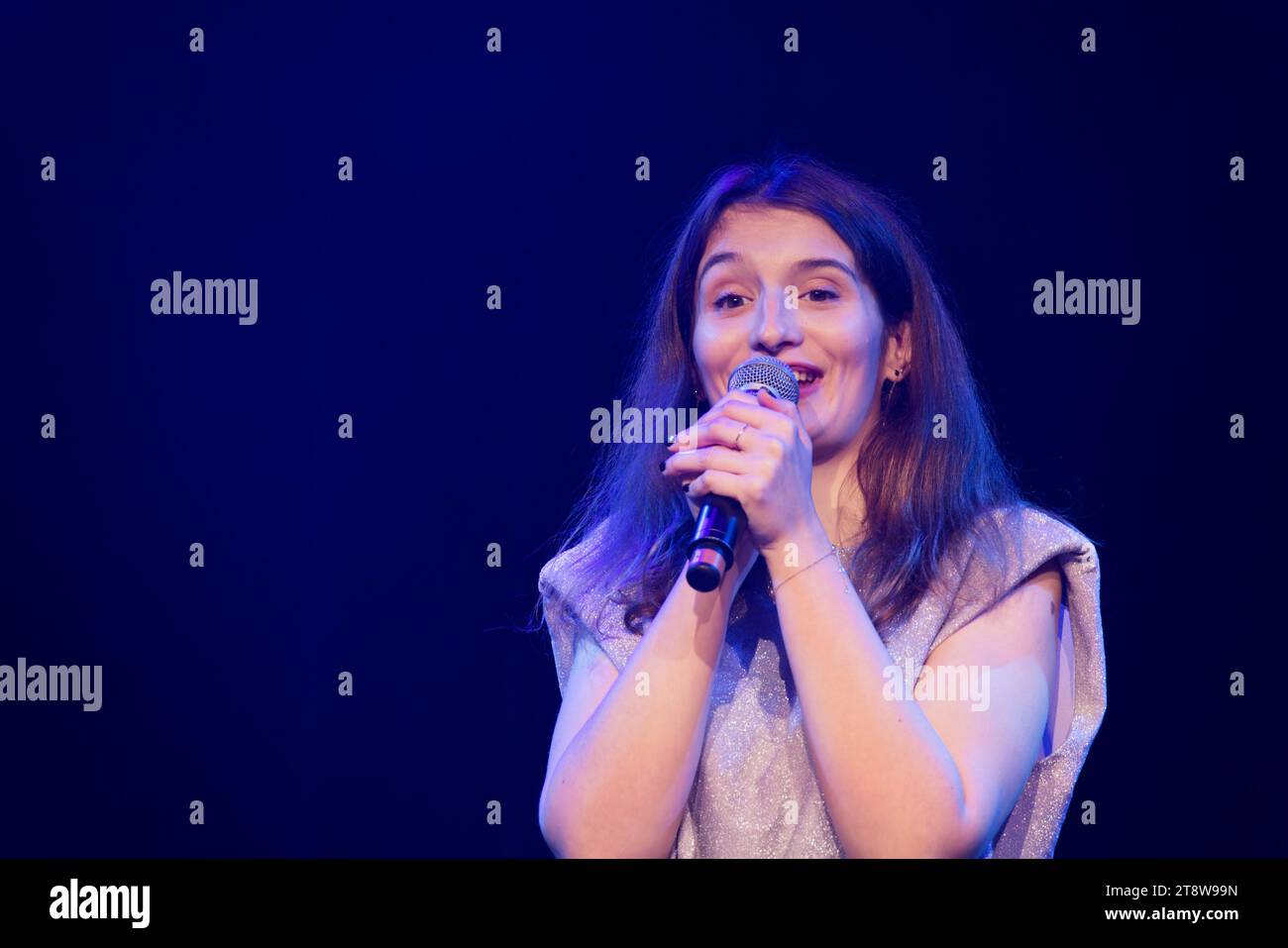 Paris, France. 20th Nov, 2023. Heloise performs on the Alhambra stage ...