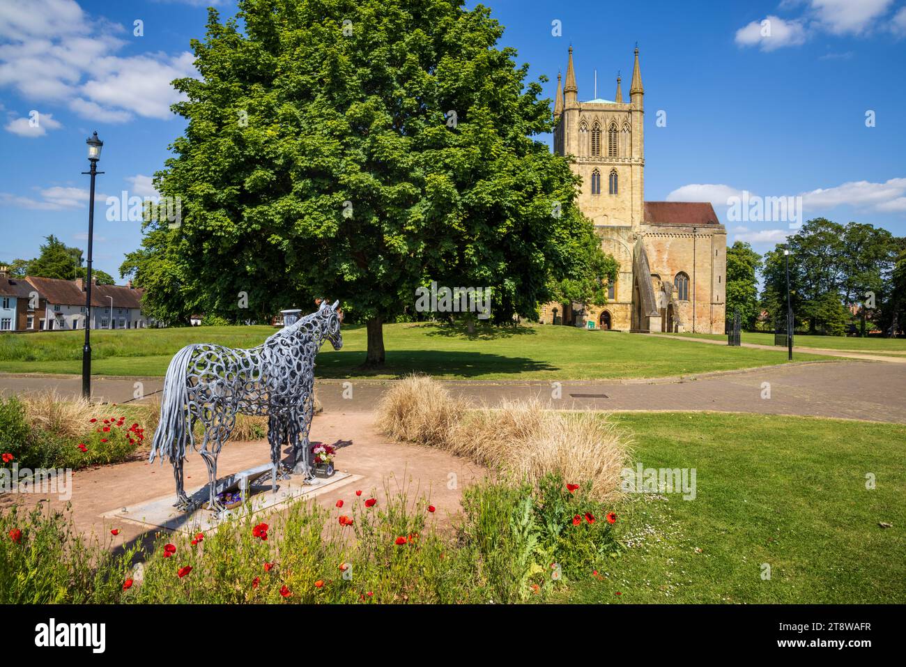 The War Horse Memorial and Pershore Abbey, Pershore, Worcestershire ...