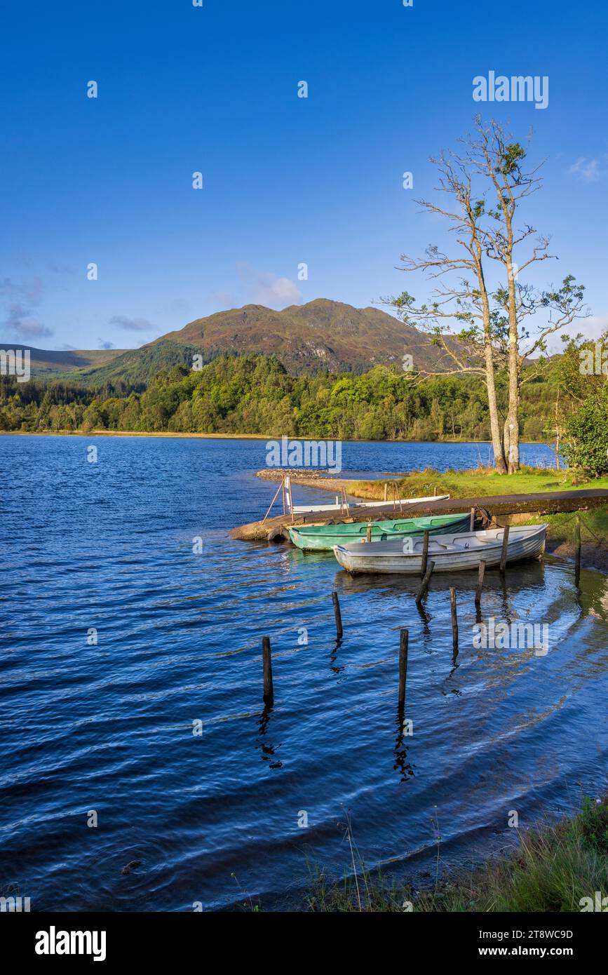 Loch Achray and Ben Venue in the Trossachs, Stirling, Scotland Stock ...