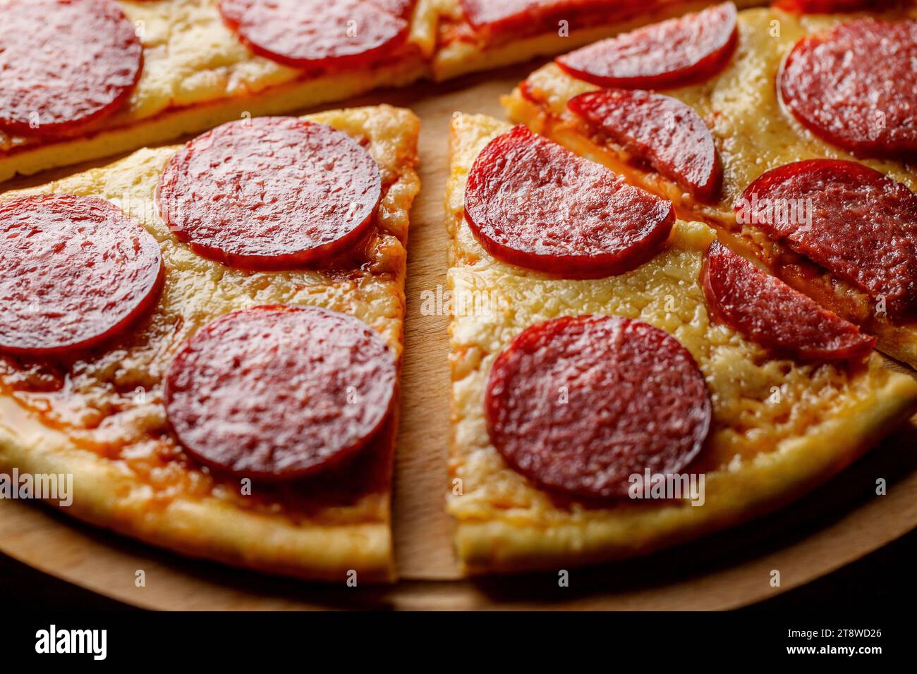 Pepproni pizza hi-res stock photography and images - Alamy