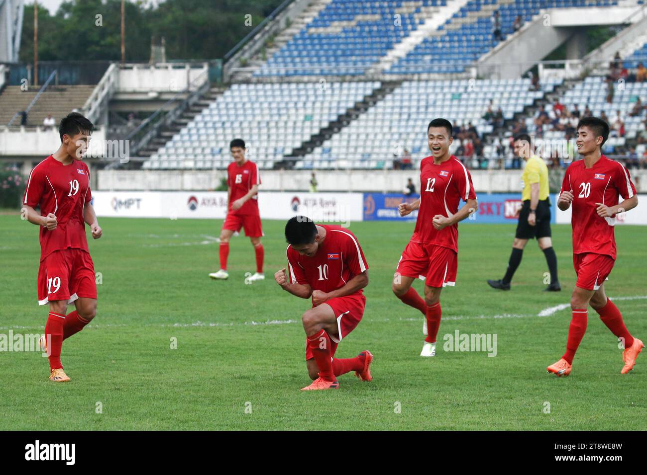 Yangon, Myanmar. 21st Nov, 2023. Han Kwang Song (2nd L) of DPR Korea ...