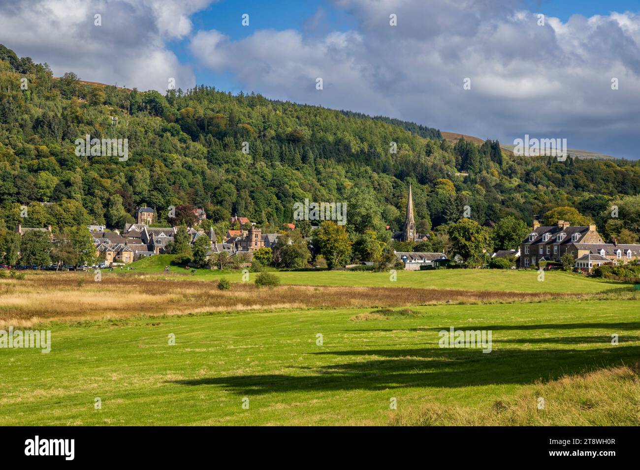 The town of Callander, Trossachs National Park, Stirlingshire, Scotland ...